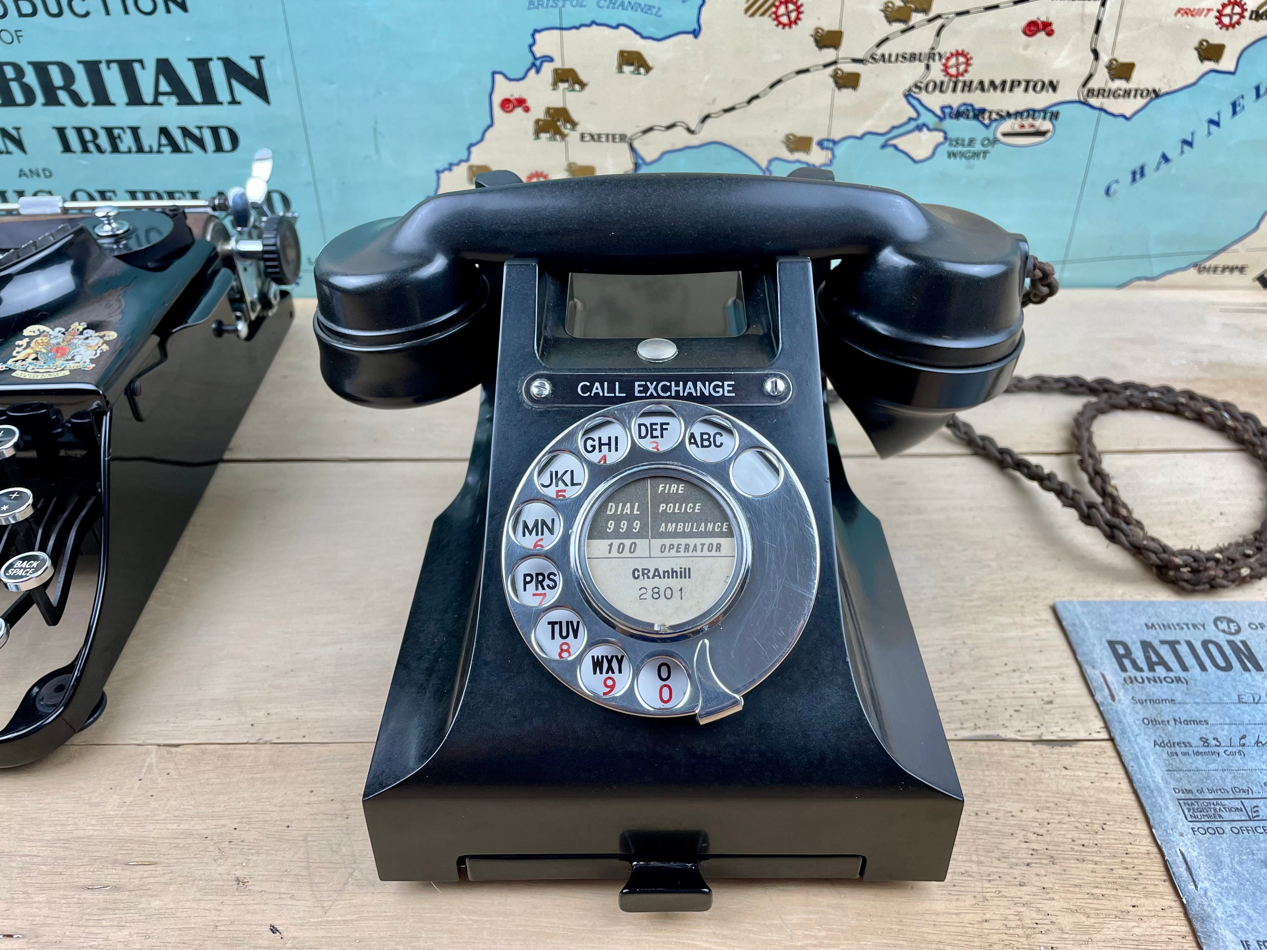 Vintage Bakelite Desk Phone – Charlie Foxtrot Vintage